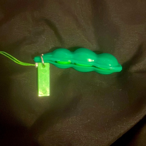 fidget | Toys | Pea Popper | Poshmark